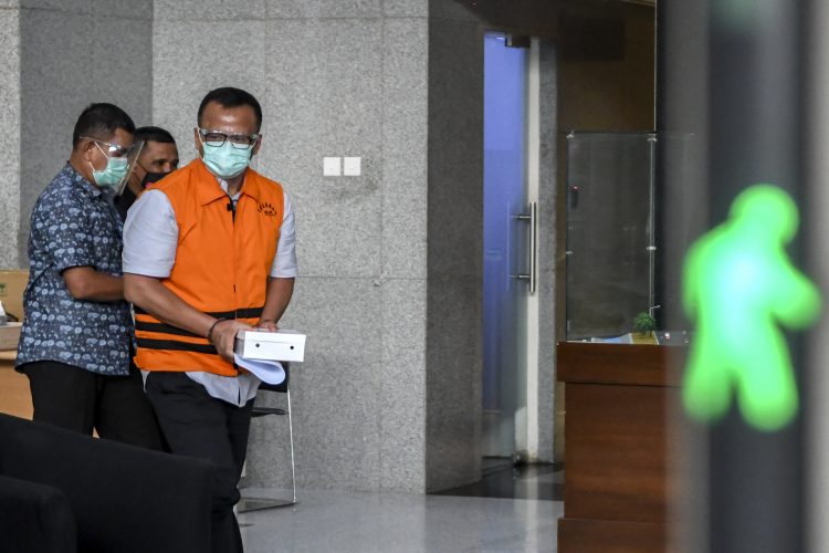 KPK Dalami Aliran Uang Suap Benur ke Perusahaan Milik Edhy Prabowo ... KPK Dalami Aliran Uang Suap Benur ke Perusahaan Milik Edhy Prabowo ...