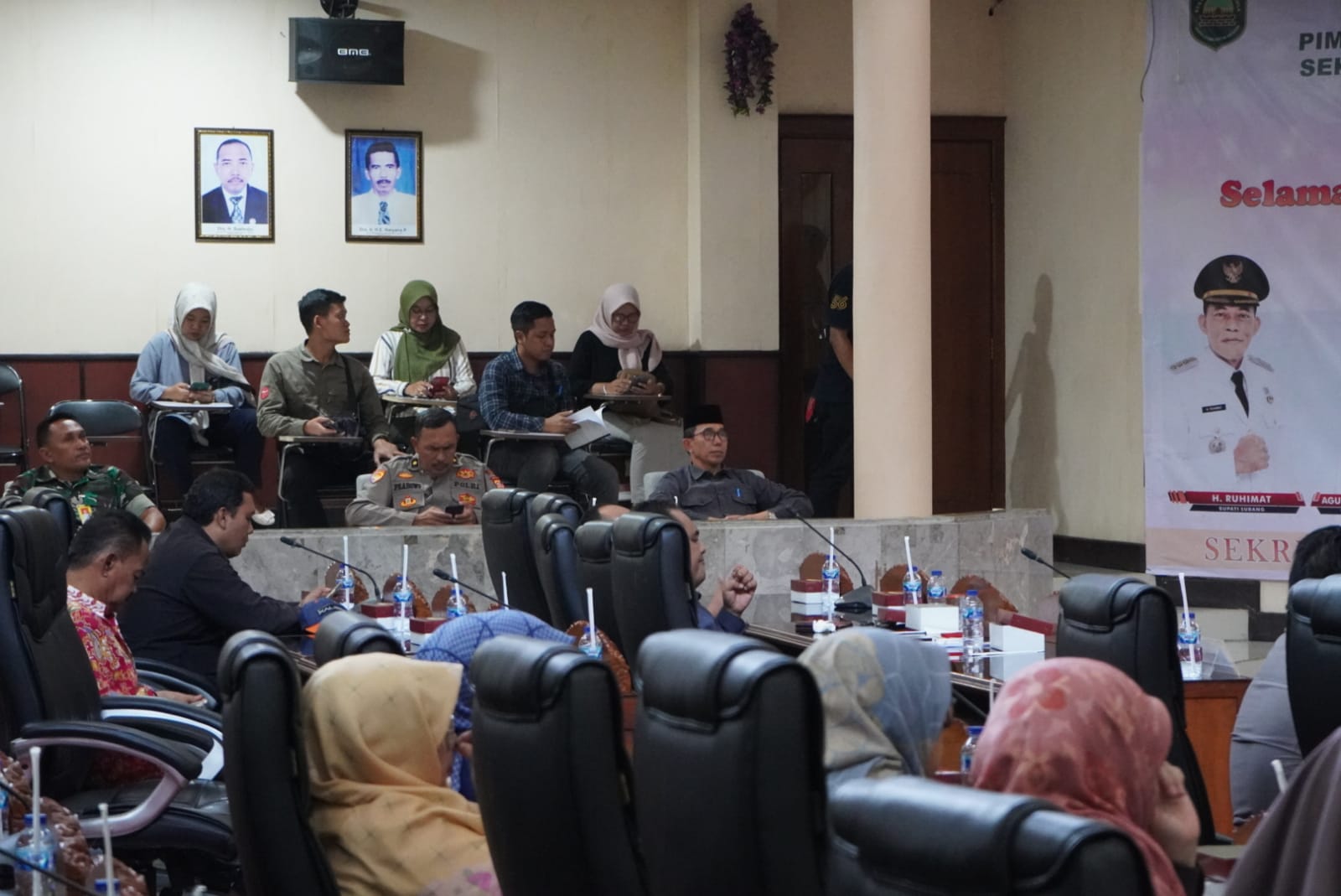 Bupati Subang Menjawab Pandangan Fraksi-fraksi Terkait KUA-PPAS dan Dua ... Bupati Subang Menjawab Pandangan Fraksi-fraksi Terkait KUA-PPAS dan Dua ...
